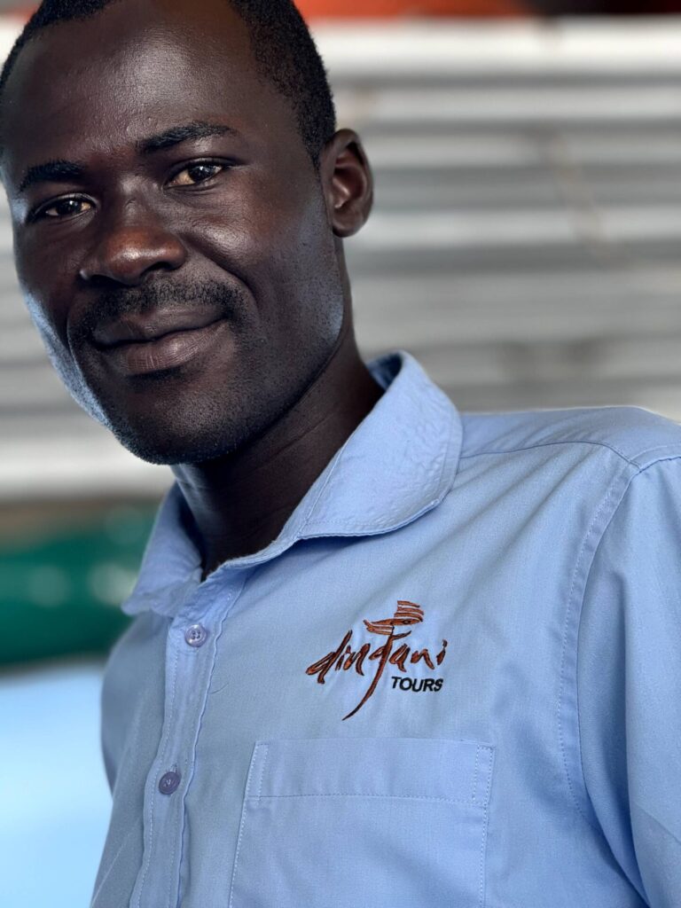 About - Dingani Tours